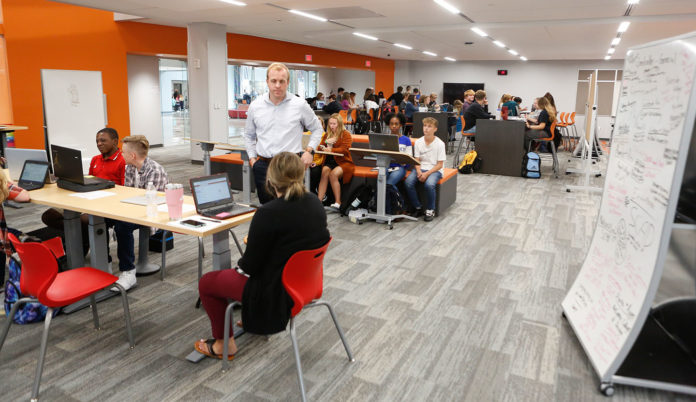 Innovative new school ignites interests of students, teachers ...