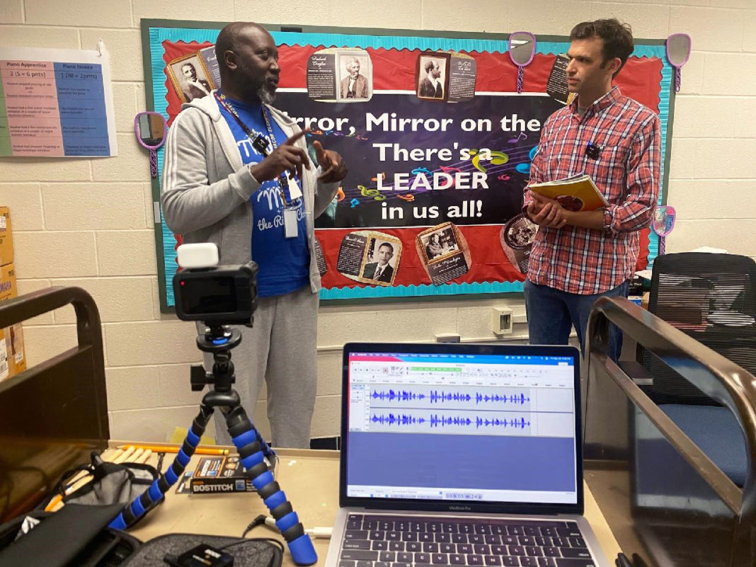 2021 Kentucky Teacher of the Year launches Teachers Passing Notes ...