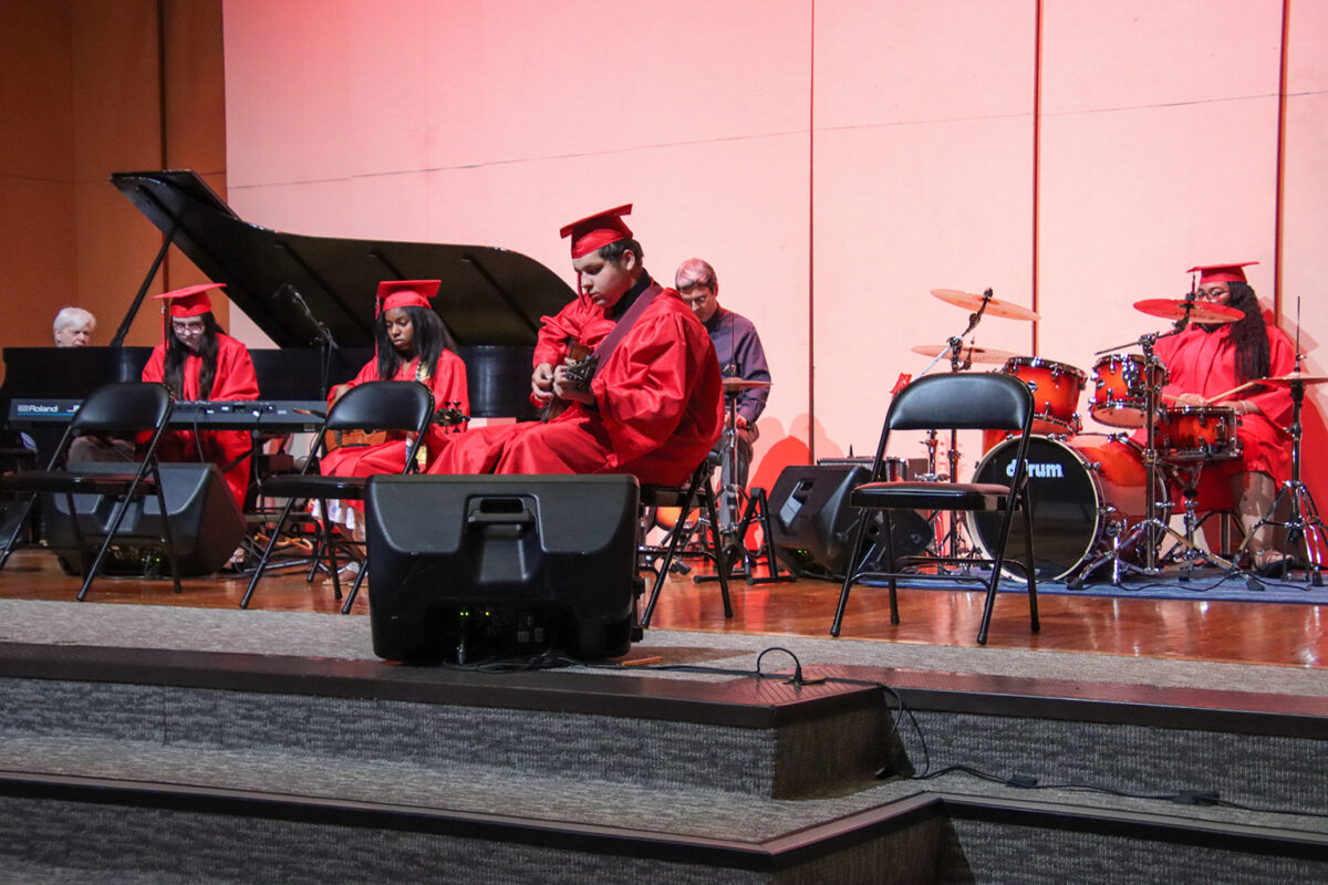 Kentucky School for the Blind hosts 2025 graduation ceremony – Kentucky ...
